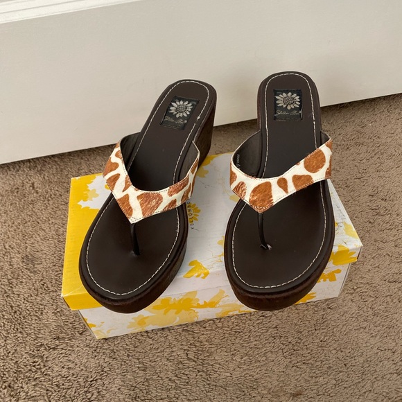 Yellow Box | Shoes | Yellow Box Giraffe Print Wedge Sandals | Poshmark